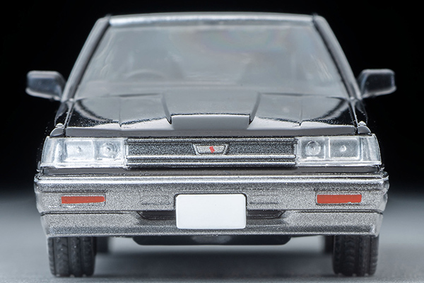 TOMYTEC 1/64 Limited Vintage NEO Nissan Skyline 4door HT GTS Twin Cam 24V (Black/Silver) 1986 ...